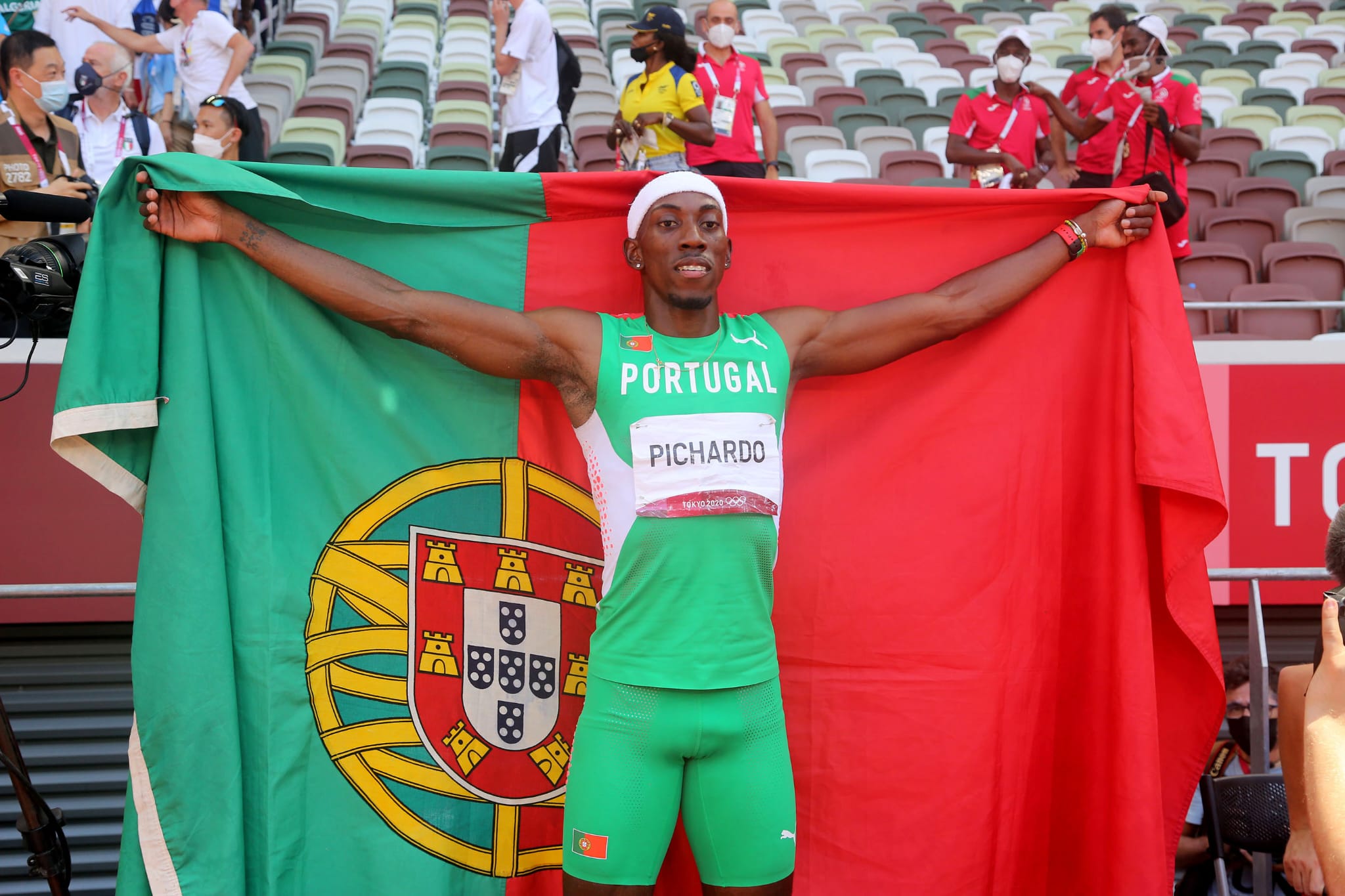 Pedro Pichardo Official